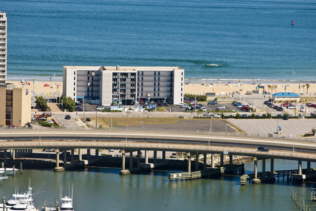 The Schooner Inn Virginia Beach Hotel